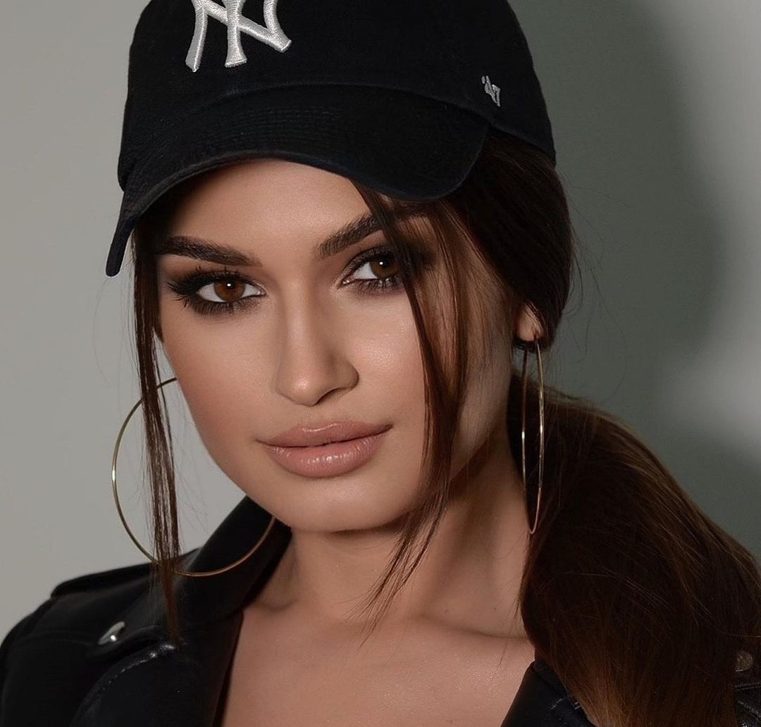 Alina Angelina Wikipedia, Biography, TikTok, Real Name, Height, Model ...