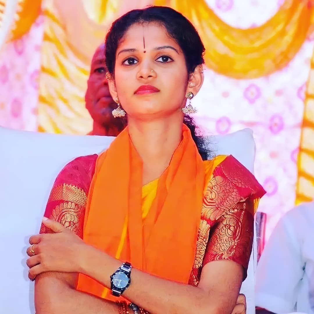 Chaitra Kundapura Age Wikipedia, Birthday Date, Case, Speech, Controversy